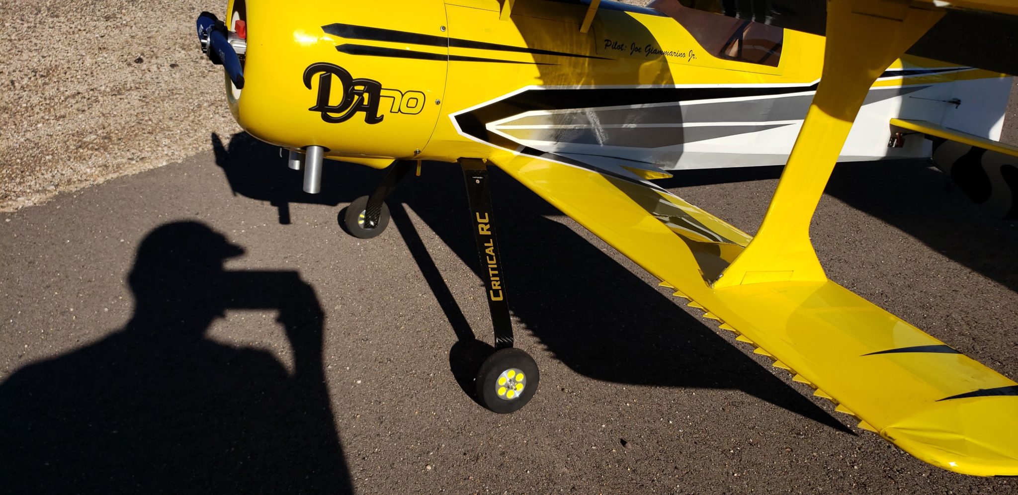 Mamba 70 Ultra flexible Carbon Fiber Landing Gear - Critical RC