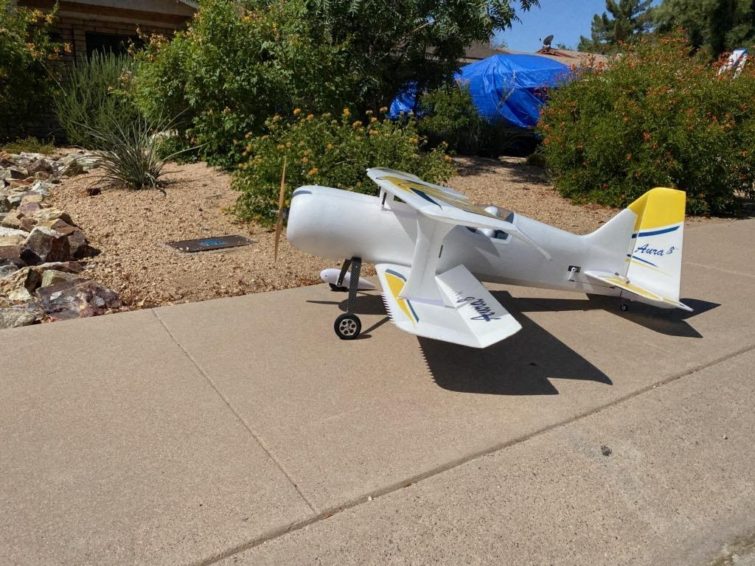 Mamba 60E Ultra flexible Carbon Fiber Landing Gear - Critical RC